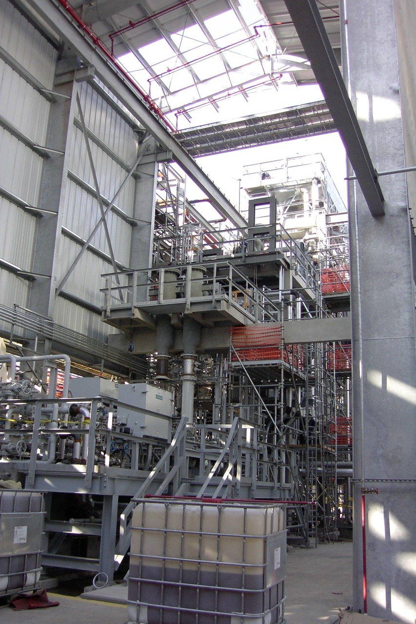 Oil Refinery – H2W United